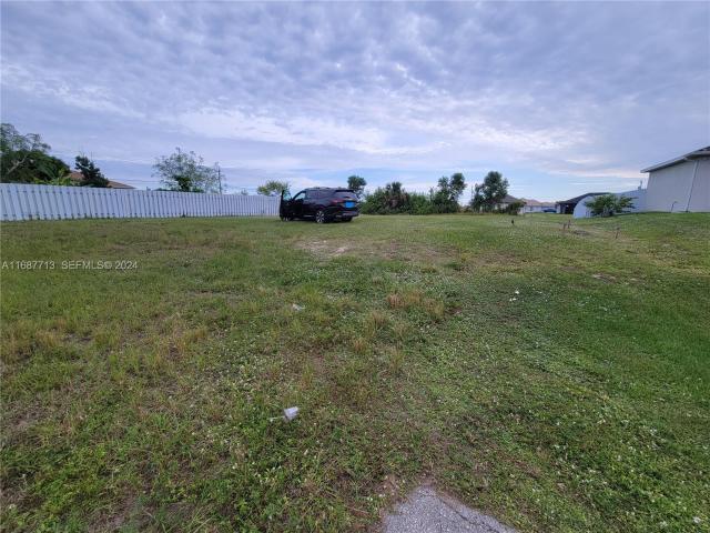 722 NE 12th St, Cape Coral, FL 33909 | MLS #A11687