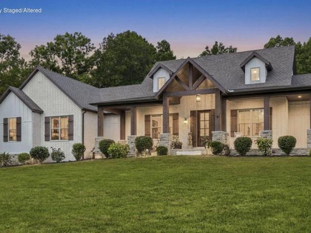 722 Seven Pines Dr, Saddlebrooke, MO 65630