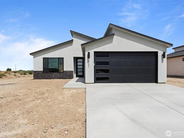 722 P St NE, Quincy, WA 98848