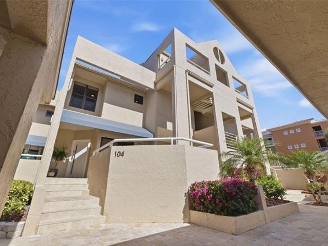 722 Pinellas Bayway S Apt 104, Tierra Verde, FL 33715
