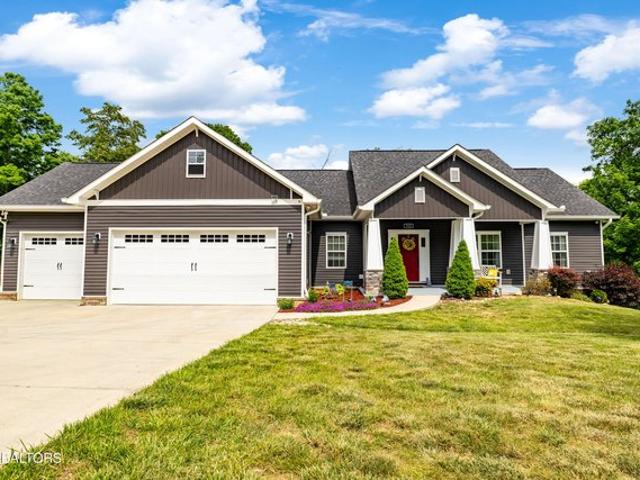 722 Rio Dr, Friendsville, TN 37737