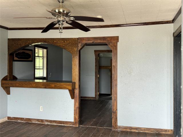 722 W 6th Street