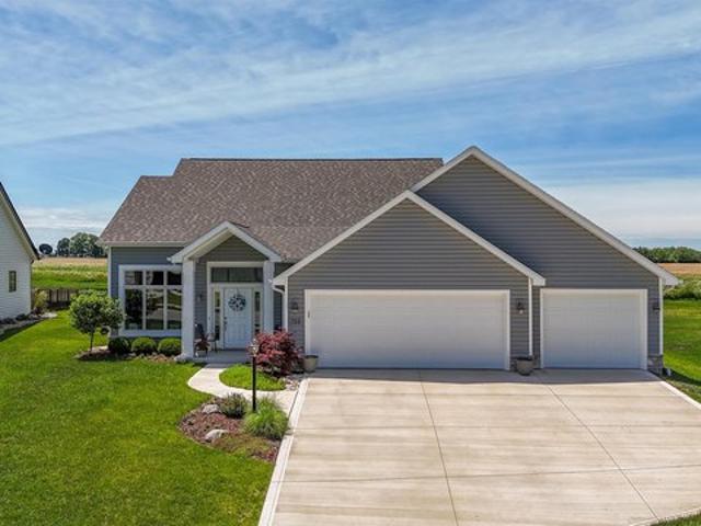 722 Waxwing Ct, Roanoke, IN 46783