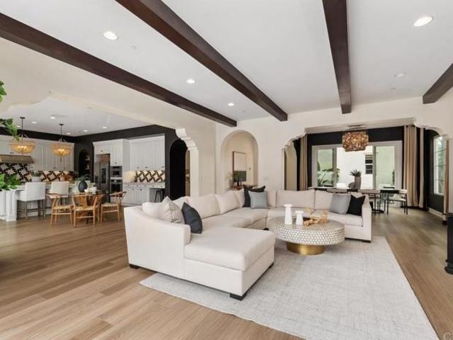 7234 Sitio Lima, Carlsbad, CA 92009