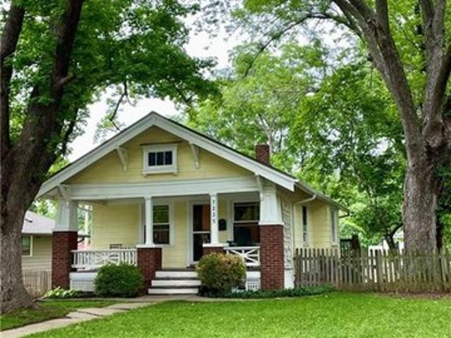 7235 Main St, Kansas City, MO 64114