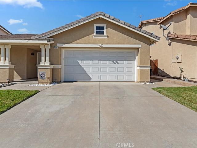 7235 Ayers Rock