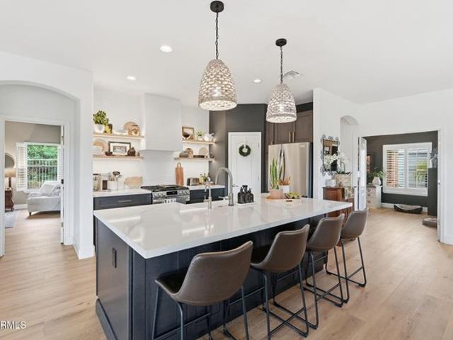 7235 S Golfside Ln, Phoenix, AZ 85042