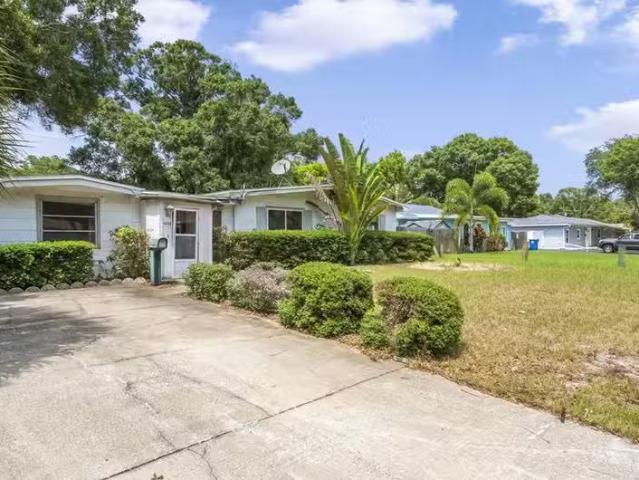 7235 12th Ave N, Saint Petersburg, FL 33710 MLS T3528008