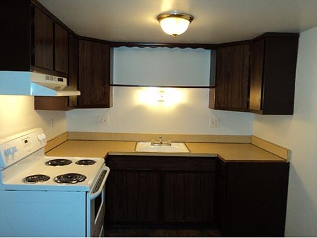 7236 Rutland Street 1 Bedroom Apartment for Rent at 7236 Rutland St, Detroit, MI 48228 Brooks