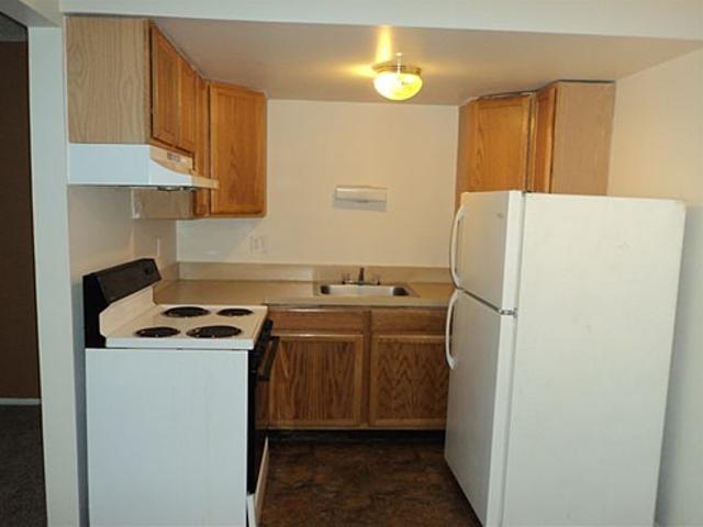 7236 Rutland Street 2 Bedroom Apartment for Rent at 7236 Rutland St, Detroit, MI 48228 Brooks