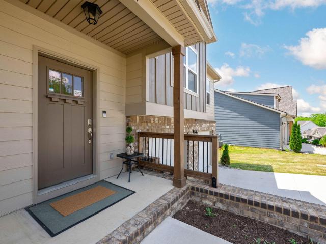 7237 Mercedes Lane