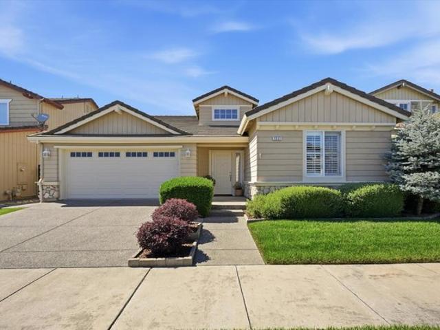 7237 16th Hole Dr, Windsor, CA 95492
