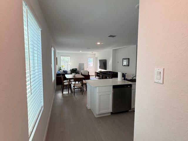 7238 Brownleaf Dr