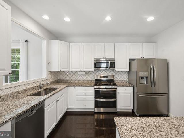 7239 Lyndsey Way