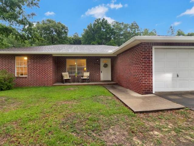 7230 Putter Ln, Milton, FL 32570