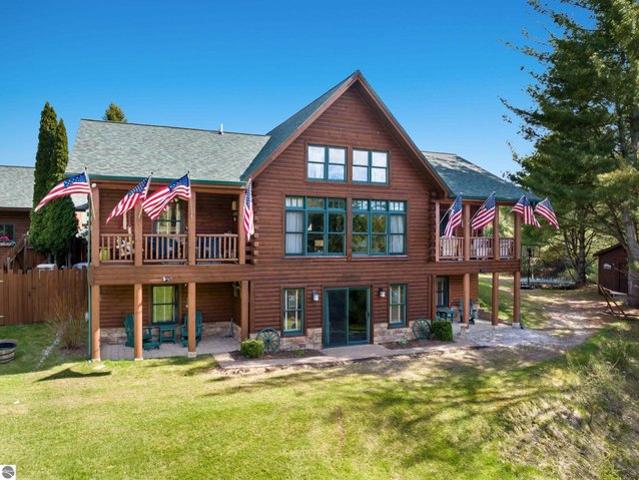7230 Power Dr Unit 21, Bellaire, MI 49615