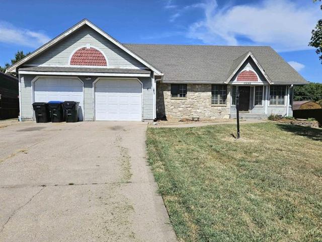 7230 SW Marian Rd, Topeka, KS 66614