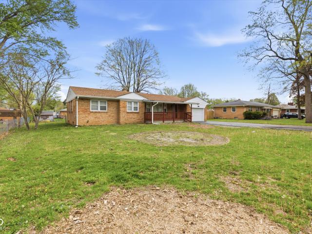 7230 W Lockerbie Drive