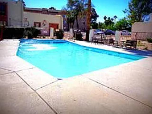 7232 N 27th Ave 2 Bedroom Apartment for Rent at 7232 North 27th Avenue, Phoenix, AZ 85051