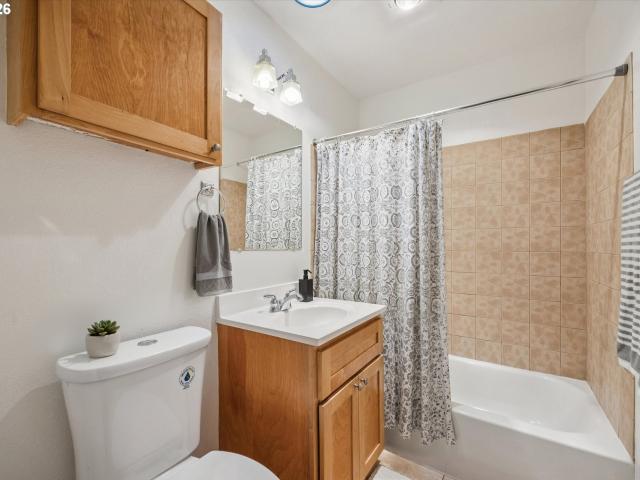 7232 N New York Ave, Unit 6, Portland, OR 97203 | MLS #105209