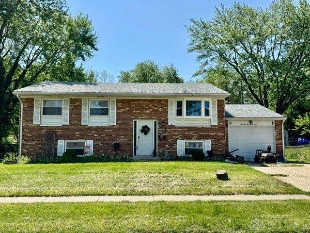 7232 Cosner Dr, Huber Heights, OH 45424