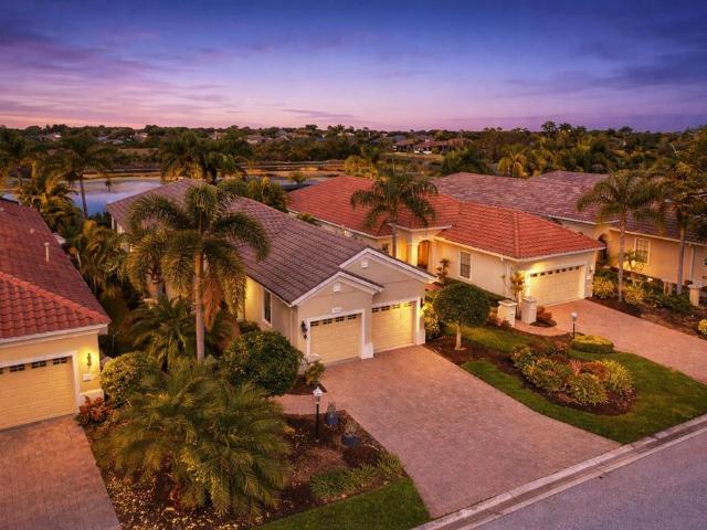 7232 Presidio Glen, Lakewood Ranch, FL 34202 | MLS #A4667 | Compass