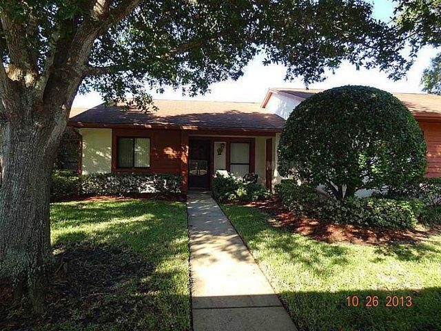 7233 Greystone Dr, Hudson, FL 34667