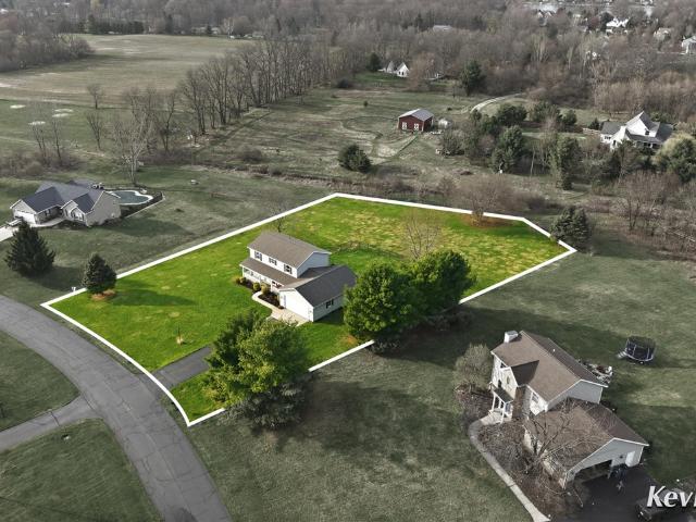7233 Russet Trail