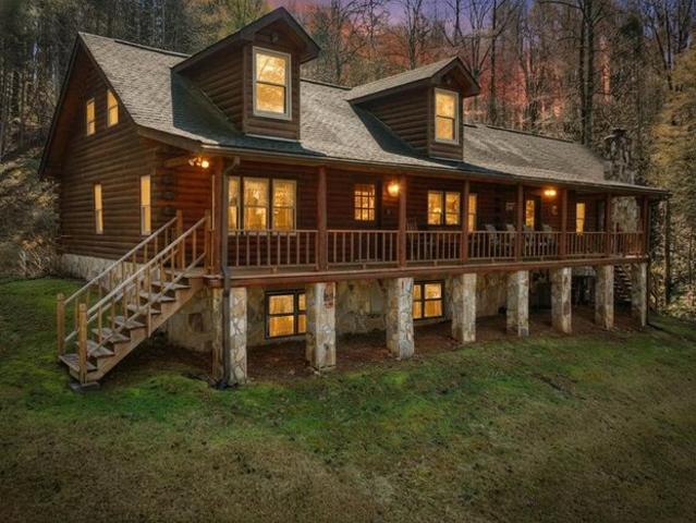 7233 Shakerag Rd, Ellijay, GA 30540