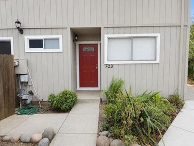 723 Beelard Dr, Vacaville, CA 95687