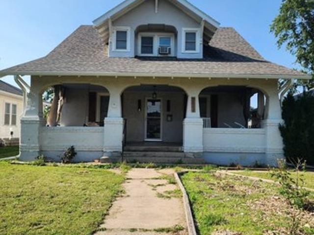 723 E 7th St, Concordia, KS 66901