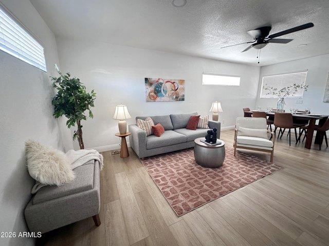 723 E Sunnyslope Ln, Phoenix, AZ 85020