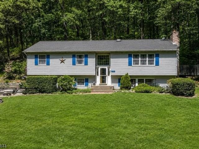 723 Harmony Brass Castle Rd, Harmony Township, NJ 08865