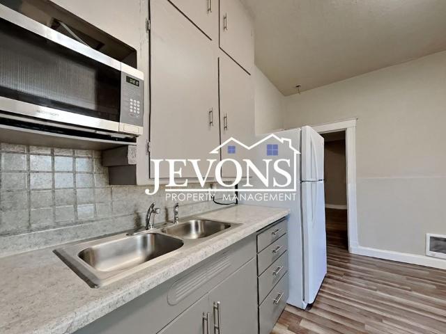 723 S Sprague Ave Tacoma, WA 98405 1 Bedroom Apartment for Rent at 723 S Sprague Ave, Tacoma, WA 98405 Central