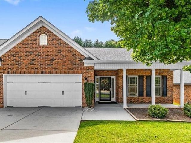 723 Stafford Park Dr, Kernersville, NC 27284