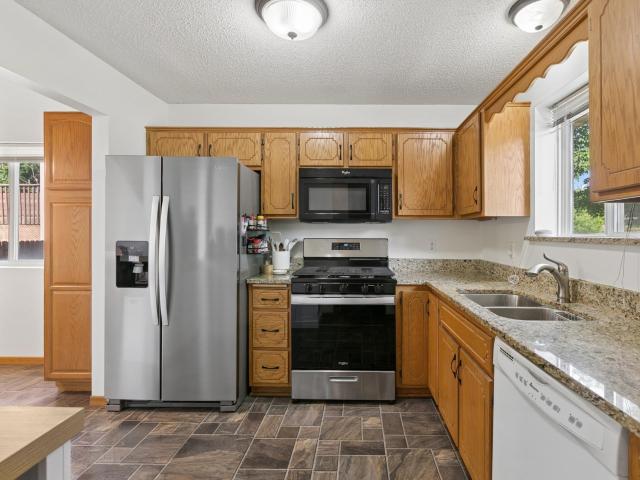 723 Sunwood Park Drive