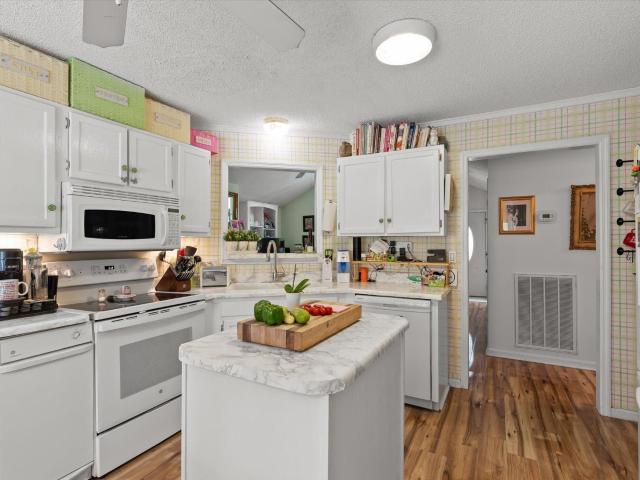 723 Pine Brow Trail