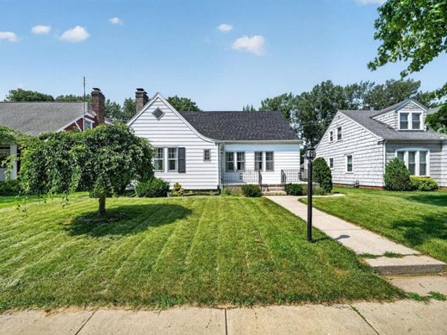 723 W Angela Blvd, South Bend, IN 46617