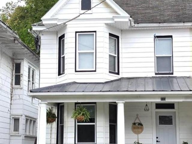 723 W King St, Martinsburg, WV 25401