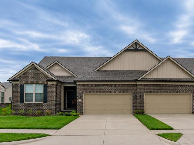 723 W Spaniel Drive