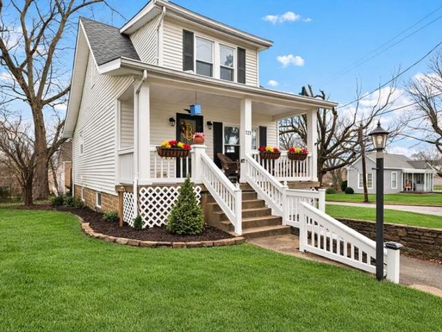723 Western Reserve Rd, Crescent Springs, KY 41017