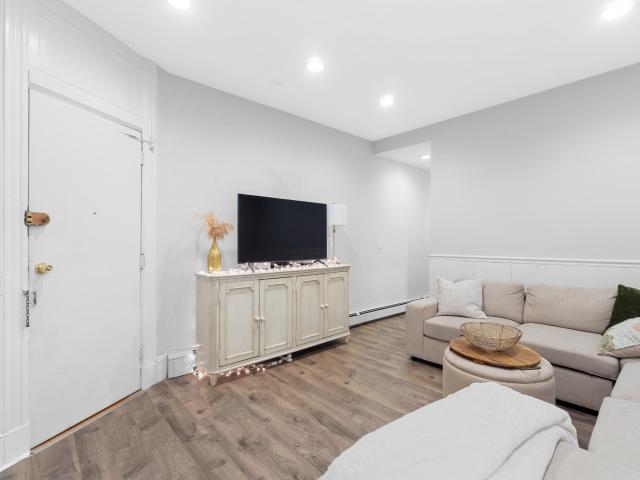 723 Willow Ave # 2R