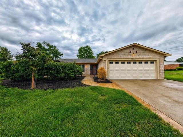 7244 Hollywood Dr, West Chester, OH 45069
