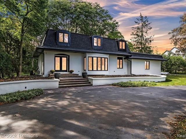 7244 Lahser Rd, Bloomfield Hills, MI 48301