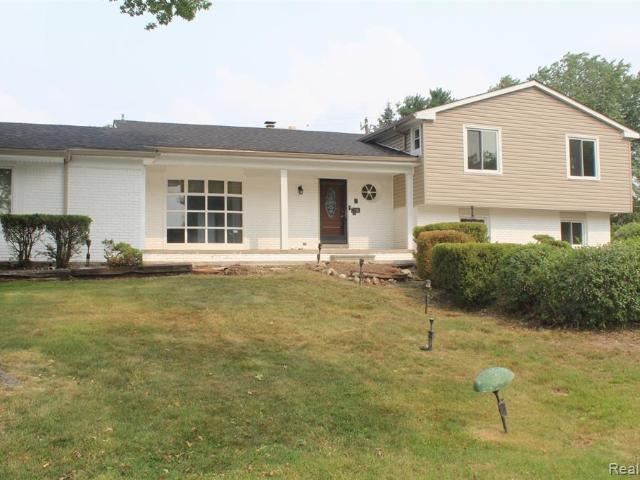 7246 Saint Auburn Drive