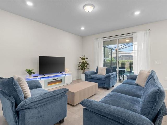 7247 Oakmoss Loop, Davenport, FL
