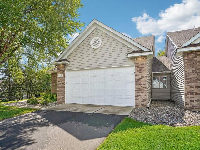 7247 Lake Ridge Drive