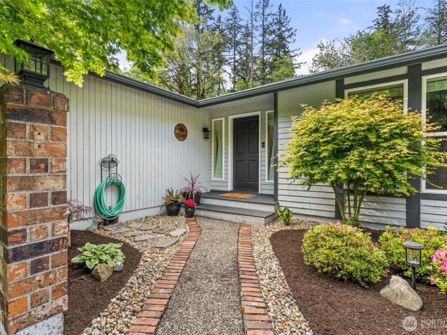 7247 SE Snowy Way