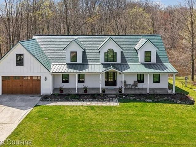 7249 Driftwood Dr, Deerfield, MI 48430