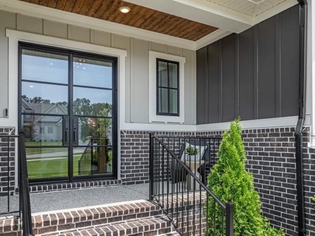 7249 Woodruff Dr